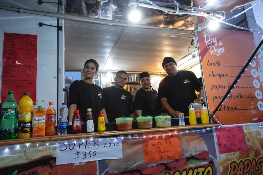 Este fin de semana reabren los carros gastronómicos o “food trucks ...